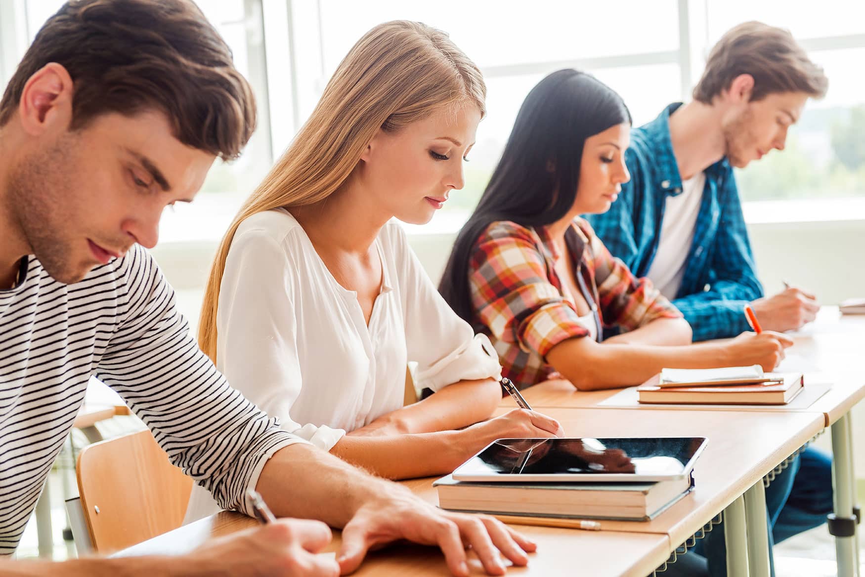 Cours Standard «PLUS» de Français pour Adultes | ILA - France